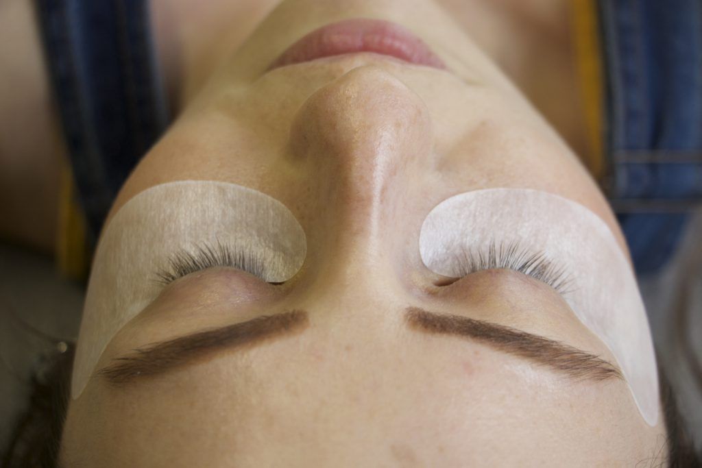 The Best Eyelash Extension Tips You Need To Know